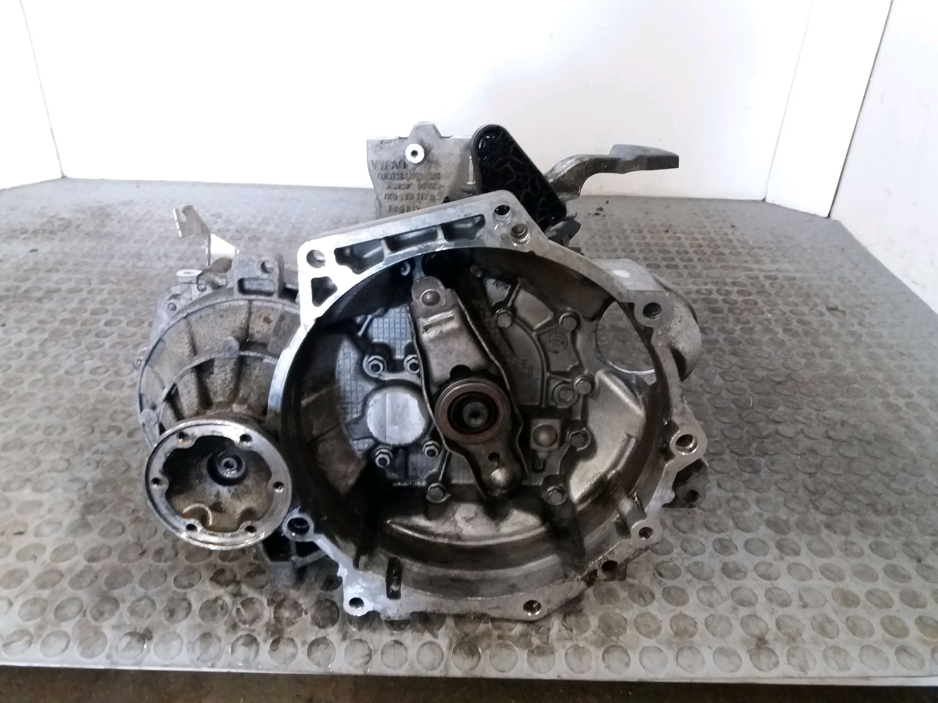 Manual gearbox AUDI A3 Sportback (8PA) 1.9 TDI 9642062 | B-Parts