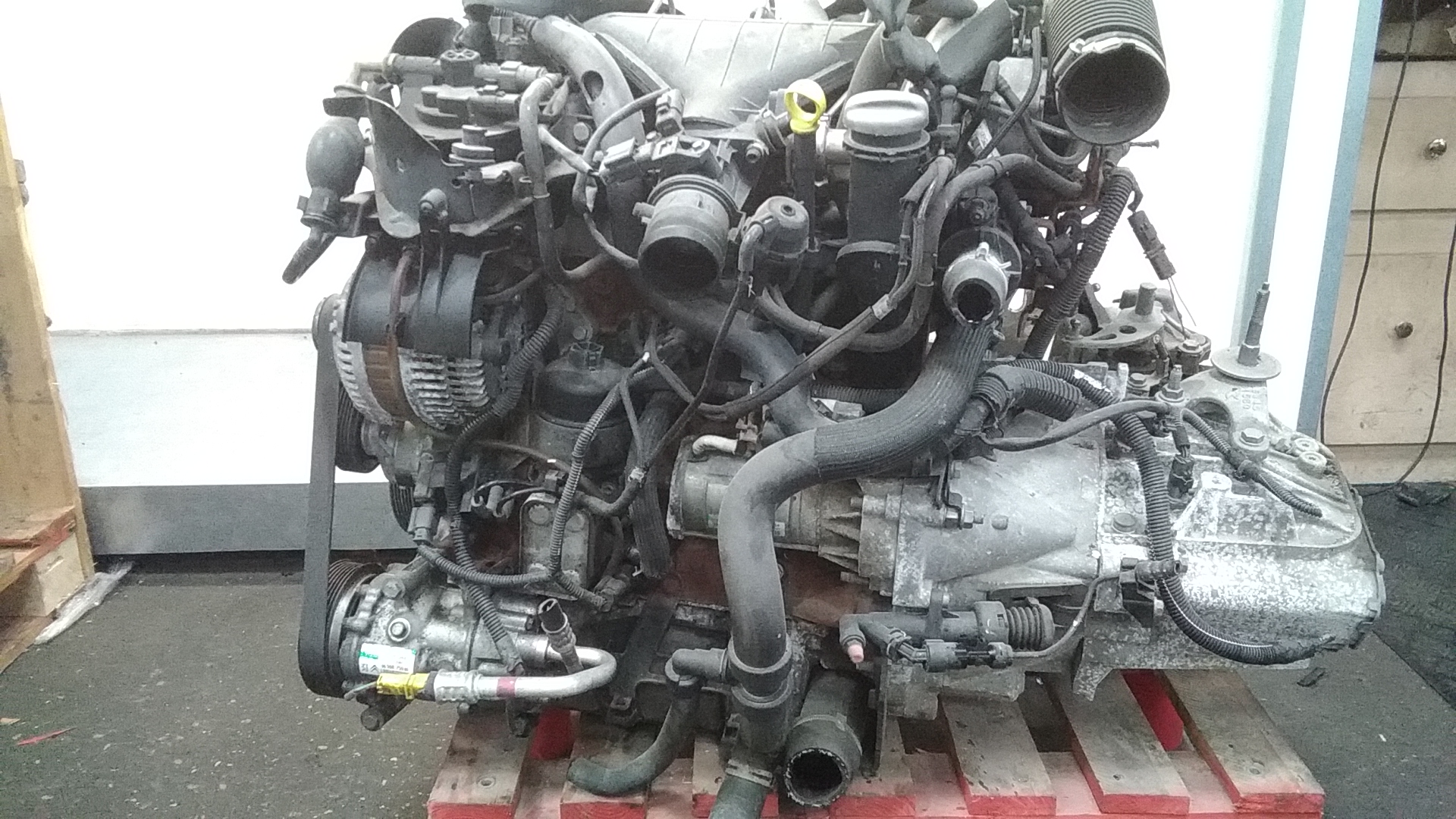 Engine PEUGEOT 308 CC (4B_) 2.0 HDi 10197743 | B-Parts