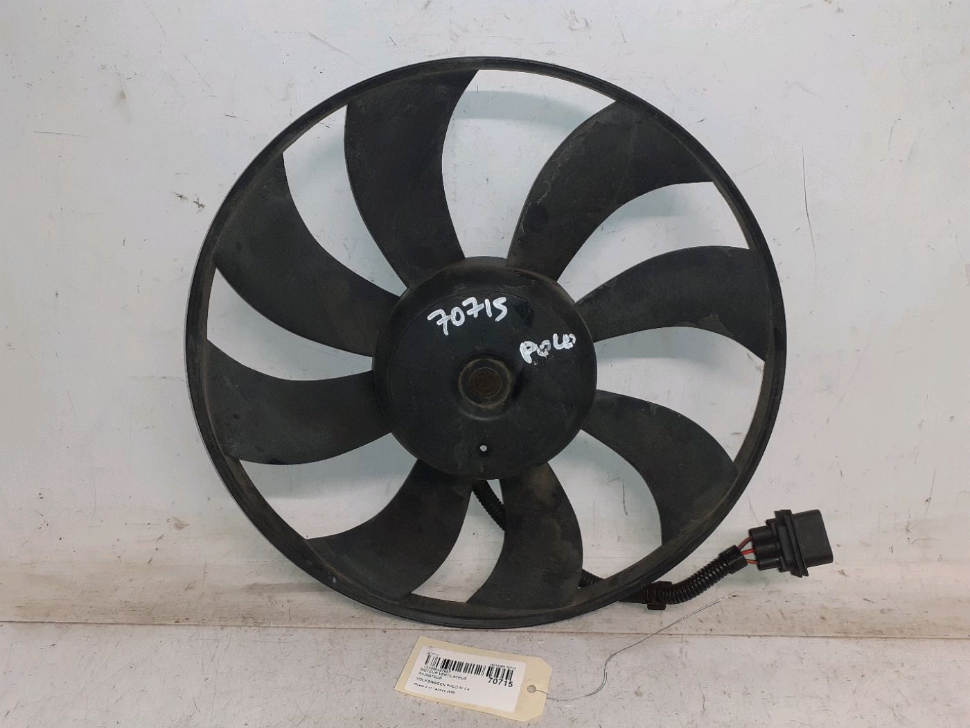 Radiator fan VW POLO IV (9N_, 9A_) 1.4 TDI 10562467 | B-Parts