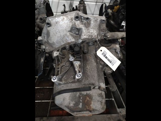 Manual gearbox PEUGEOT 206+ (2L_, 2M_) 1.4 HDi eco 70 9565184 | B-Parts