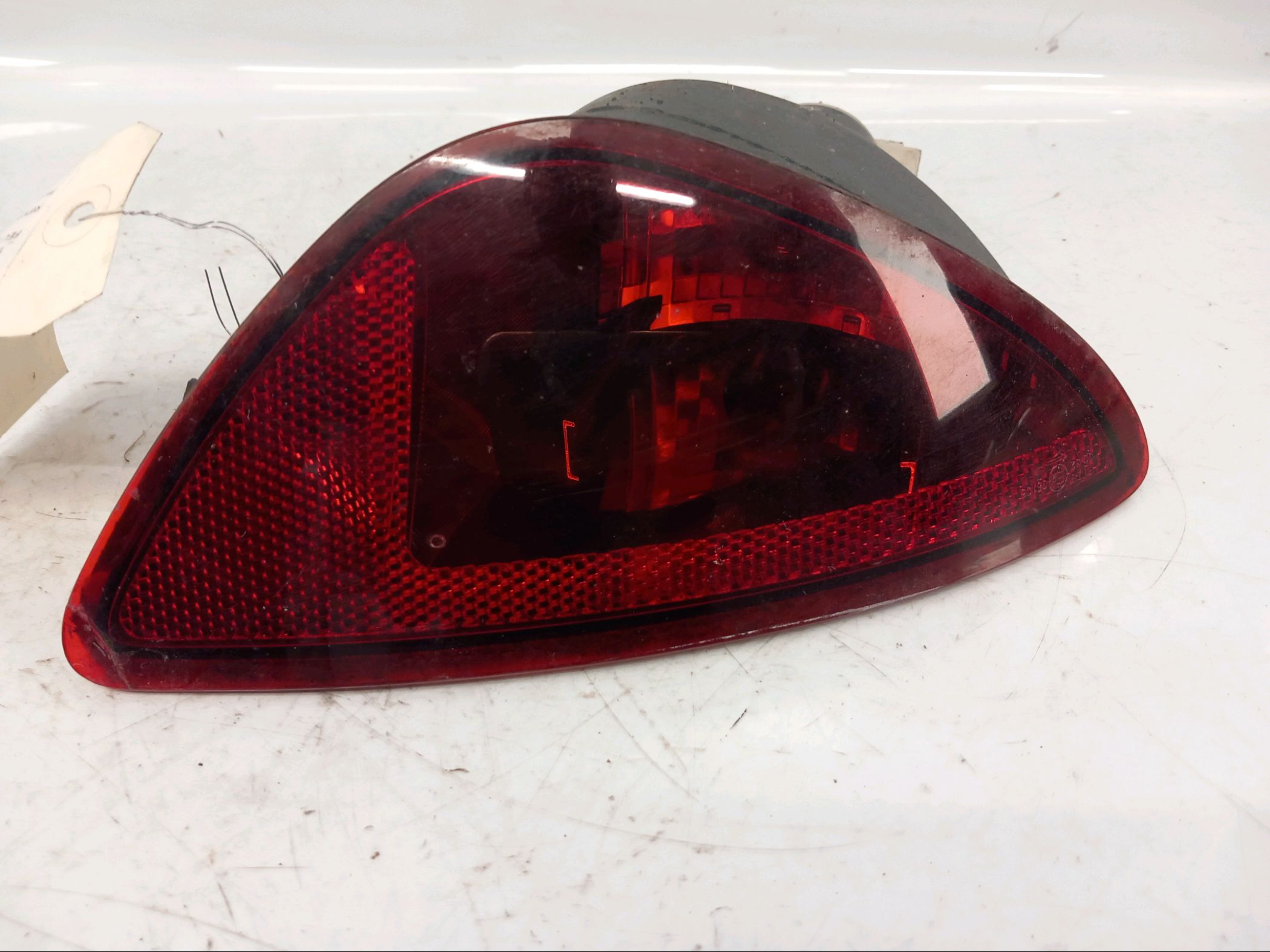 Rear fog light RENAULT CLIO III (BR0/1, CR0/1) 1.5 dCi 18203955 | B-Parts