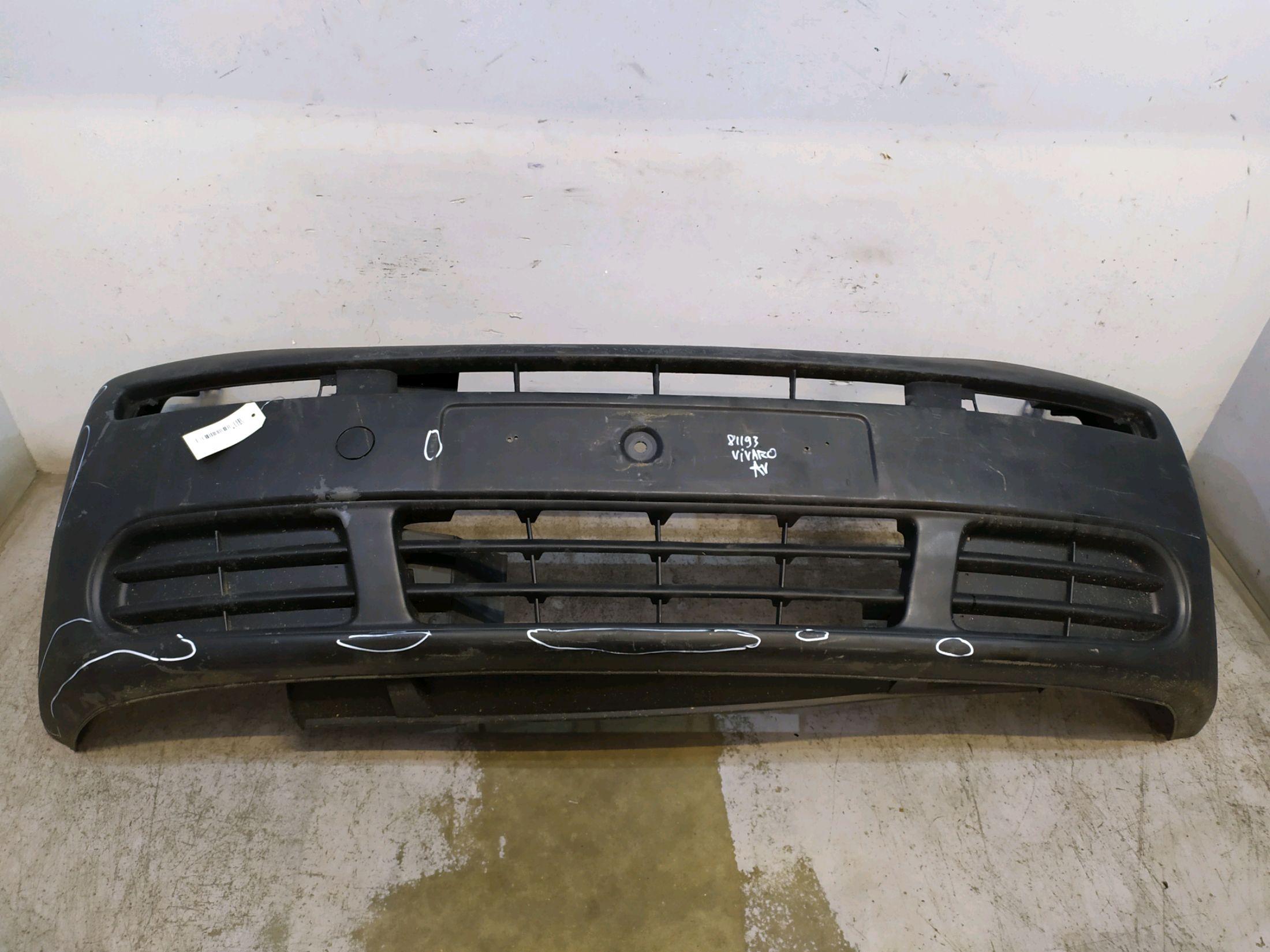 Front bumper OPEL VIVARO A Van (X83) 1.9 DTI (F7) 22402269 | B-Parts