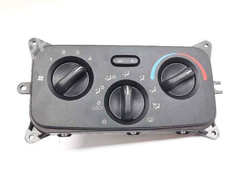 Climate control JEEP CHEROKEE (KJ) 2.5 CRD 4x4 8951923 | B-Parts