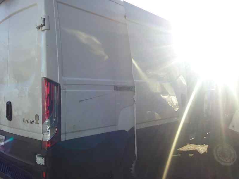 Pompe de direction assistée IVECO DAILY VI Van 35S17, 35C17, 40C17 ...