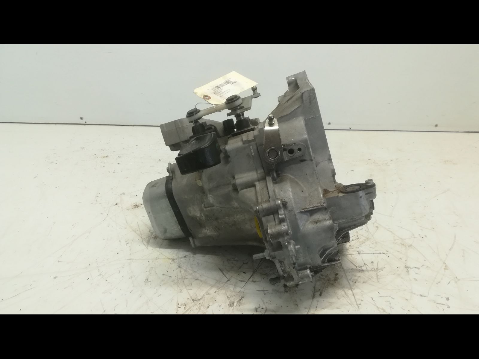 Manual gearbox PEUGEOT 208 I (CA_, CC_) 1.2 VTi 68 / PureTech 68 ...