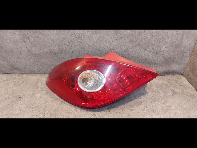 Left taillight OPEL CORSA D (S07) 1.2 (L08, L68) 9609470 | B-Parts