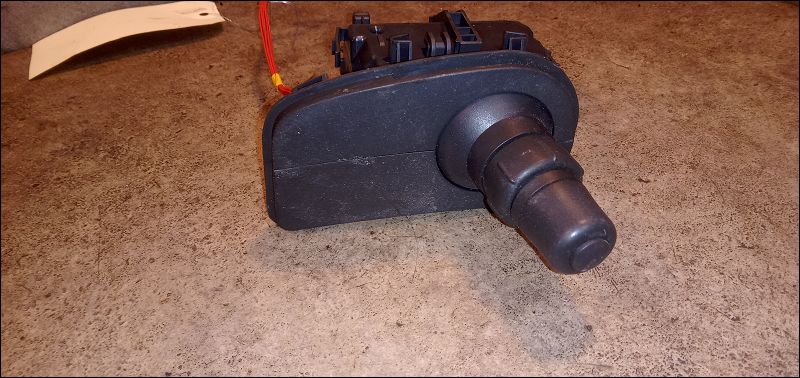 Switch RENAULT MODUS / GRAND MODUS (F/JP0_) 1.5 dCi 75 9618473 | B-Parts