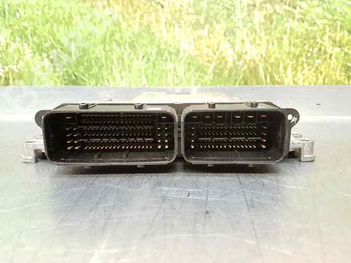 Engine control unit (ECU) PEUGEOT 3008 SUV (MC_, MR_, MJ_, M4_) 1.6 THP ...