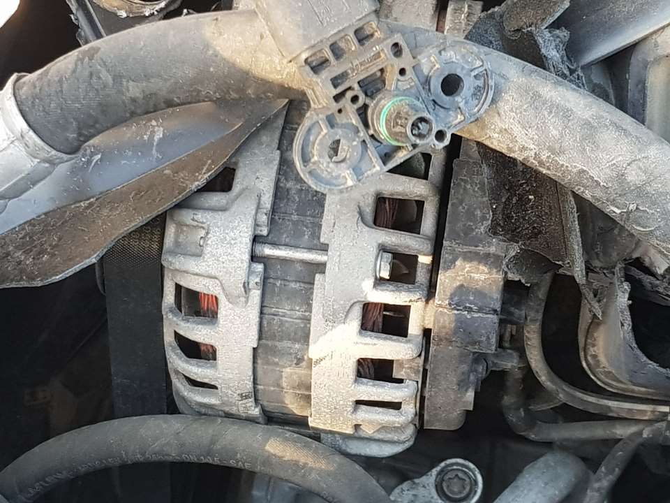 Alternateur SEAT IBIZA IV (6J5, 6P1) 1.0 17063815 | B-Parts