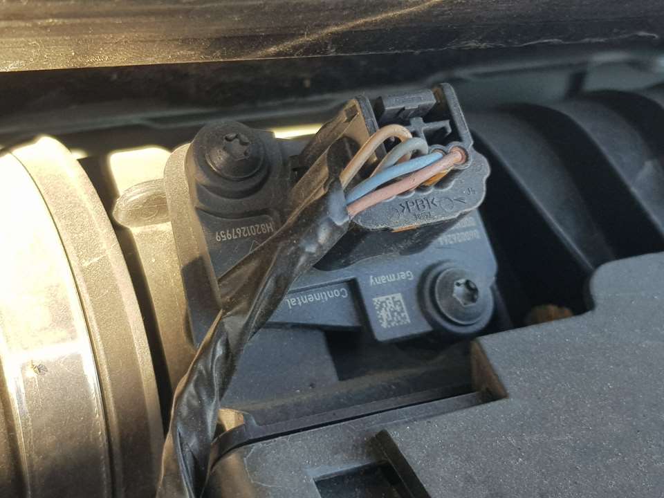 Débitmètre de masse D'Air RENAULT TALISMAN Grandtour (KP_) 1.6 dCi 130 16938172 | B-Parts