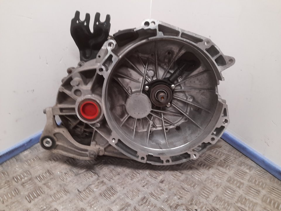 Manual gearbox VOLVO V50 (545) D3 9127876 | B-Parts
