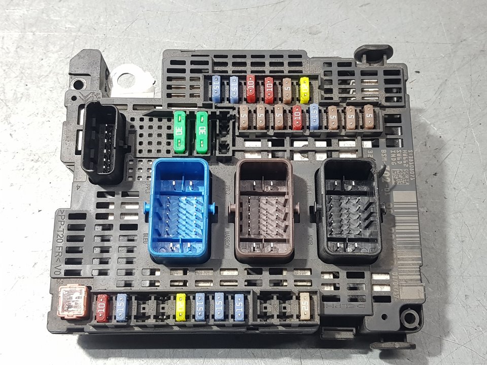 Fuse box CITROËN C4 II (NC_) 1.6 BlueHDi 120 9044724 | B-Parts