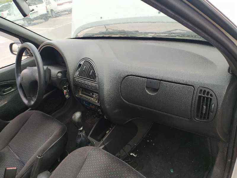 Dashboard CITROËN SAXO (S0, S1) 1.5 D 8167505 | B-Parts