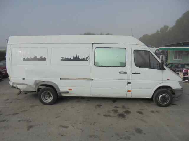 Front bumper MERCEDES-BENZ SPRINTER 4-t Van (904) 412 D | B-Parts