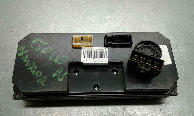 Climate control NISSAN NP300 NAVARA Platform/Chassis (D40) 2.5 dCi 4WD ...