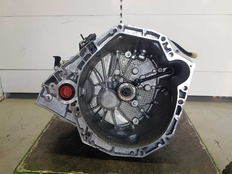 Manual gearbox DACIA DUSTER (HM_) 1.5 dCi 115 (HMAD) 6930430 | B-Parts