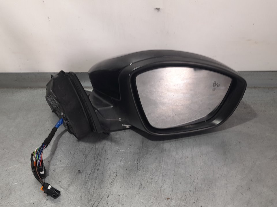 Right mirror PEUGEOT 208 II (UB_, UP_, UW_, UJ_) 1.2 PureTech 130 ...