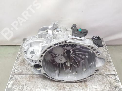 Manual gearbox RENAULT TRAFIC II Van (FL) 9951912 | B-Parts