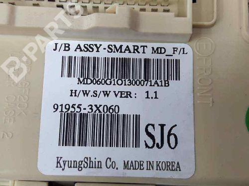 Fuse box HYUNDAI ELANTRA V Saloon (MD, UD) 1.6 5610469 | B-Parts