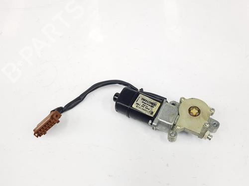 Moteur du toit ouvrant LAND ROVER DISCOVERY III (L319) 2.7 TD 4x4 ...
