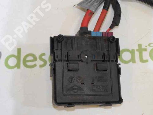Fuse box MINI MINI (R56) One 2007395 | B-Parts
