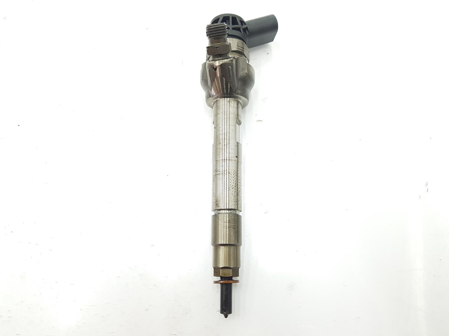 Injector BMW X4 (F26) xDrive 20 d 15250011 | B-Parts