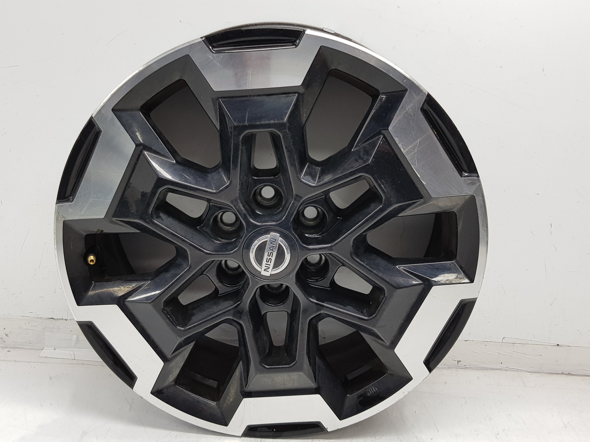 Rim NISSAN NAVARA NP300 Pickup (D23, D23T) 2.5 dCi 4x4 17623695 | B-Parts