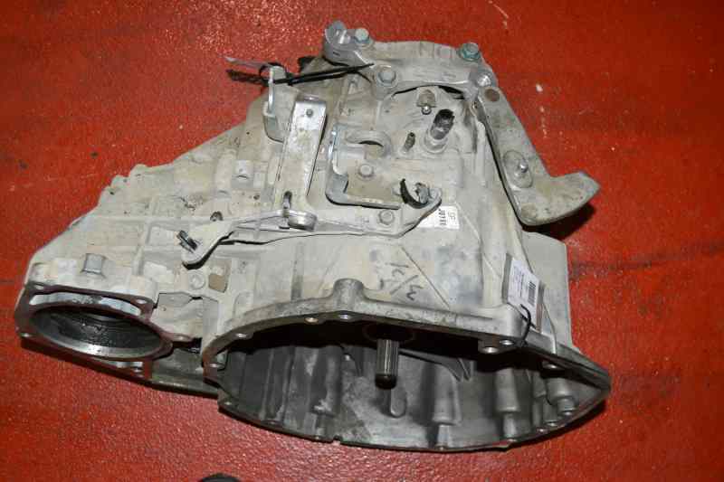 Manual gearbox NISSAN X-TRAIL II (T31) 2.0 dCi 2973754 | B-Parts