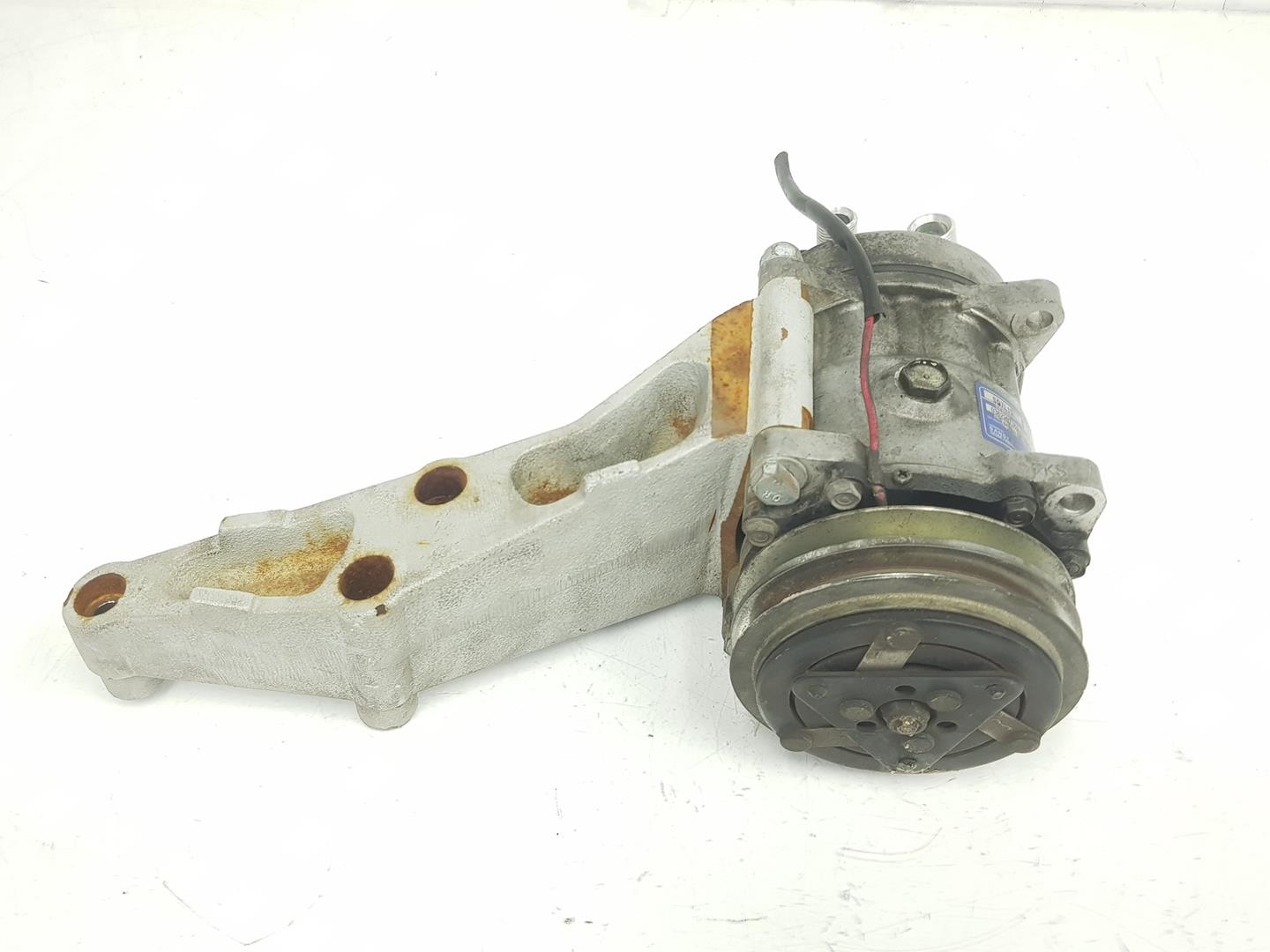 AC compressor RENAULT MASTER III Van (FV) 2.3 dCi 125 RWD (FV0C, FV0D ...