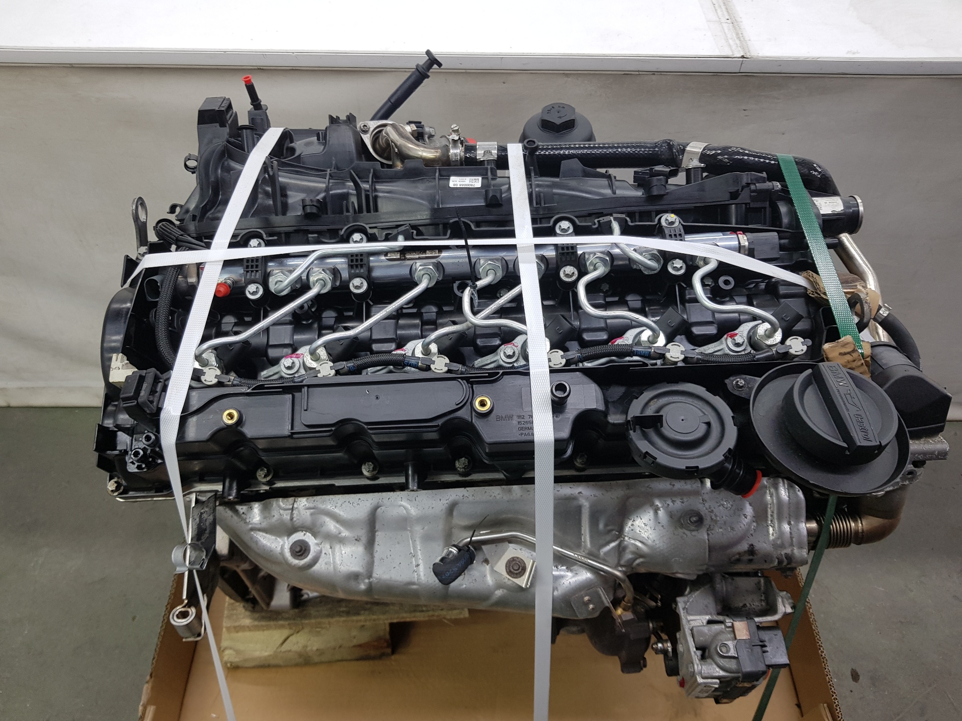 Engine BMW X5 (E70) xDrive 30 d 20710040 | B-Parts