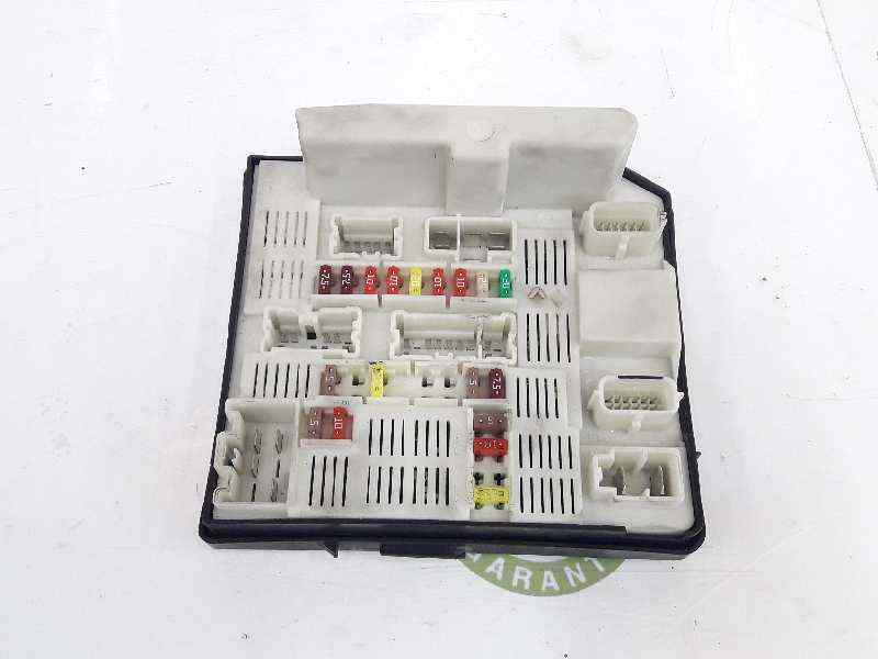Fuse box RENAULT MASTER III Van (FV) 2.3 dCi 100 RWD (FV0B, FV0H, FV0K ...