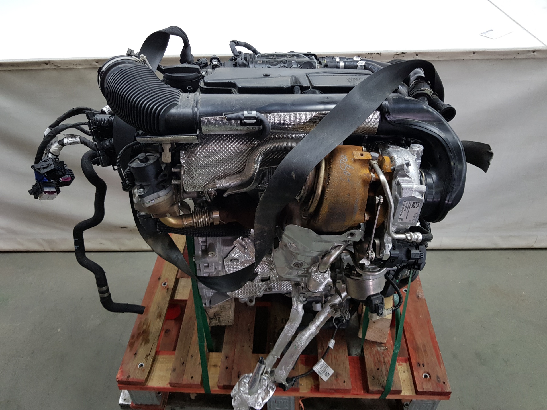 Engine BMW X1 (U11) sDrive 18 d 23868782 | B-Parts