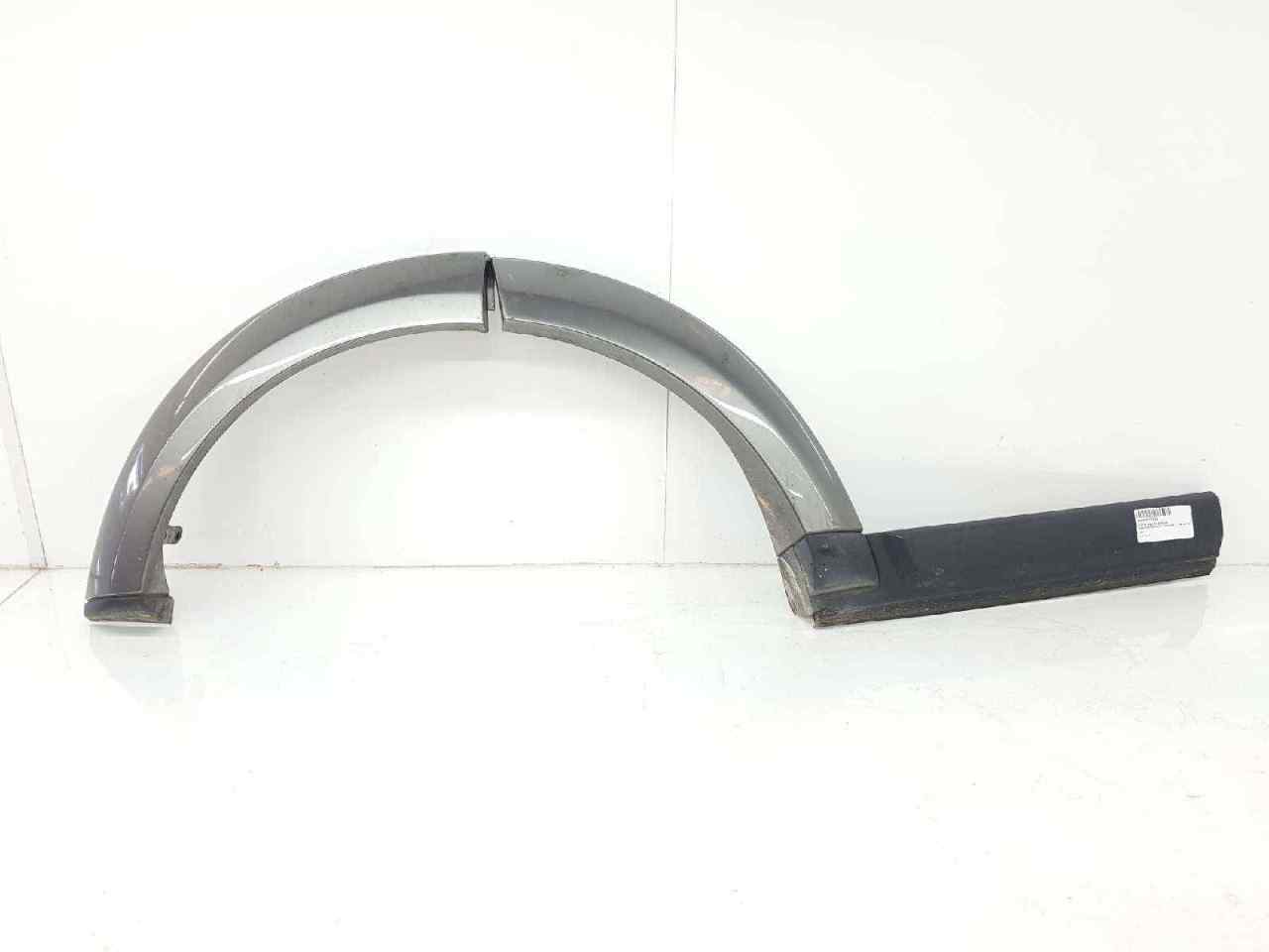 Wheel arch trim LAND ROVER DISCOVERY IV (L319) 3.0 TD 4x4 5659525 | B-Parts