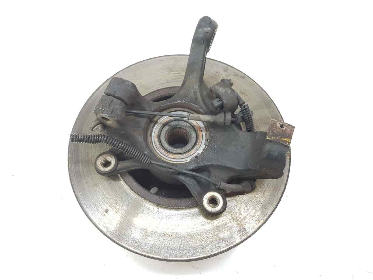 Left front steering knuckle RENAULT MASTER II Van (FD) 7121457 | B-Parts