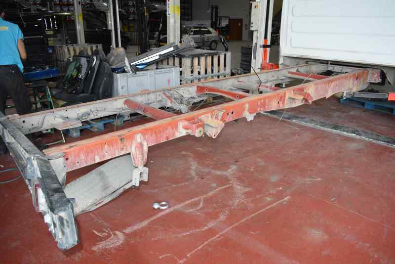 Left front suspension arm IVECO DAILY III Van 35 S 13 V,35 C 13 V | B-Parts