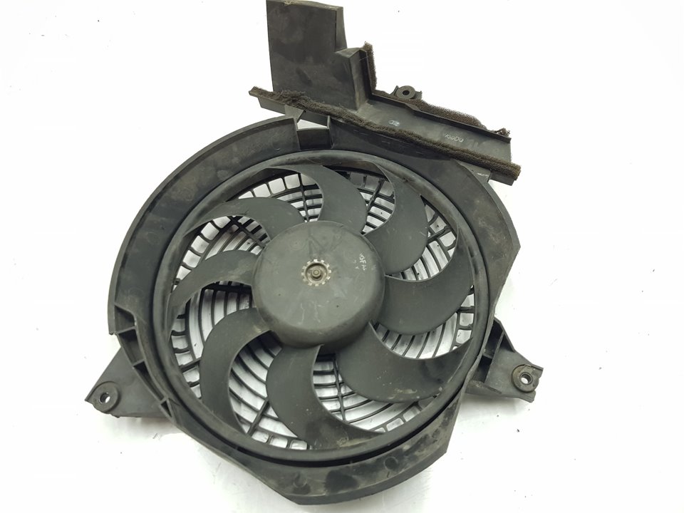 Radiator fan HYUNDAI SANTA FÉ II (CM) 2.2 CRDi GLS 9440086 | B-Parts