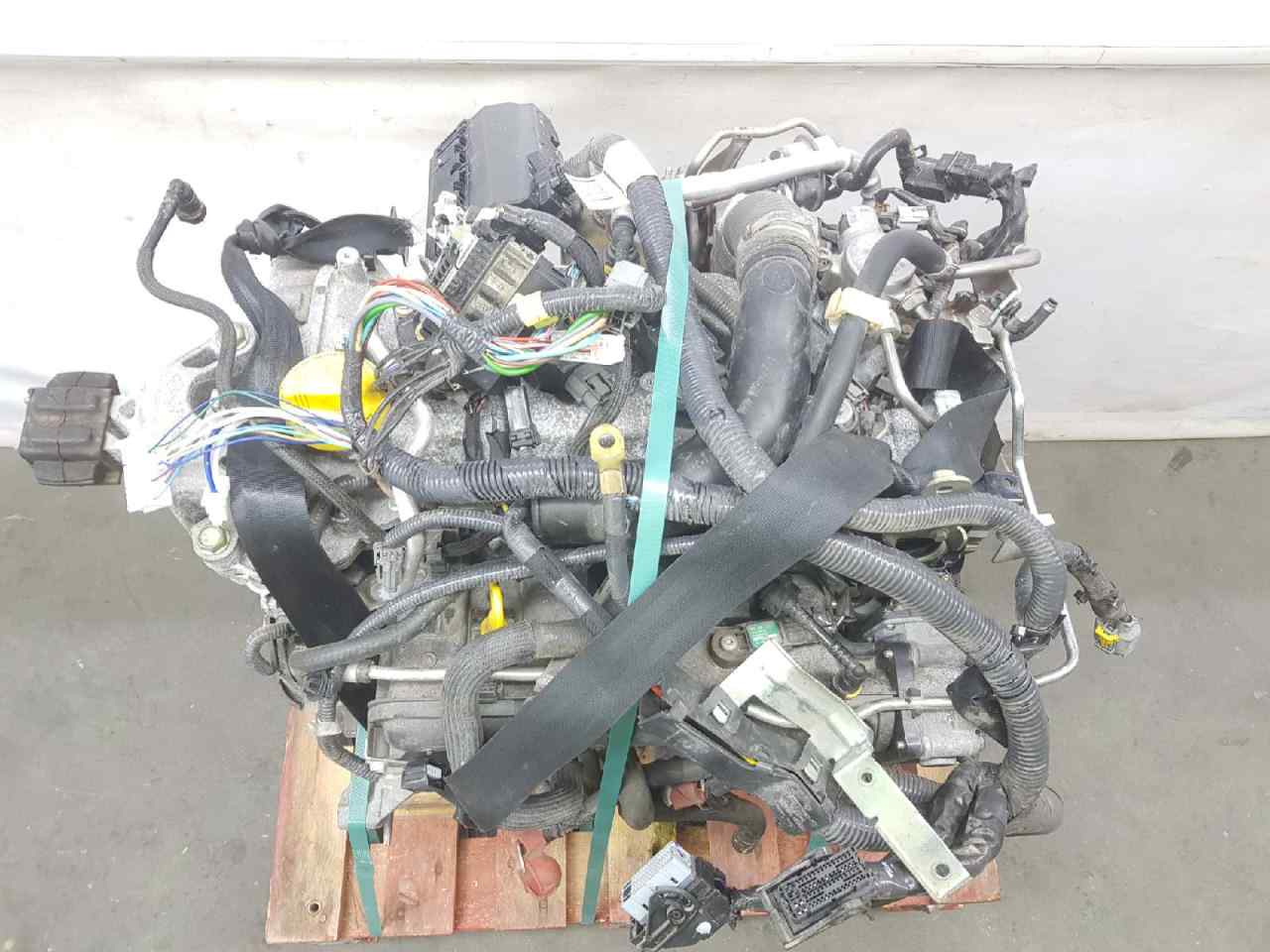 Engine NISSAN QASHQAI II (J11, J11_) 1.6 DIG-T 5270227 | B-Parts