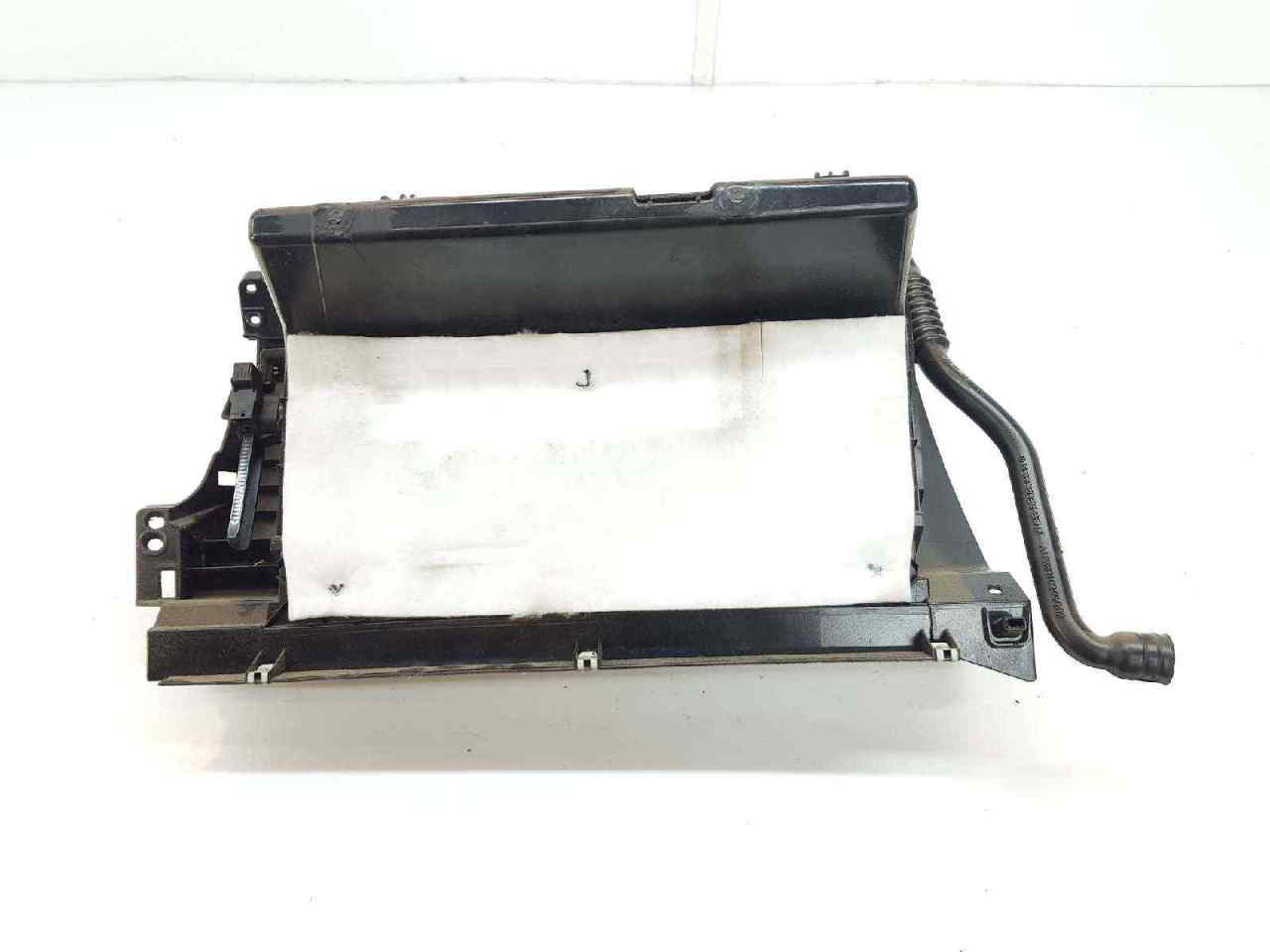 Boîte à gants MERCEDES-BENZ M-CLASS (W166) ML 250 CDI / BlueTEC 4-matic ...