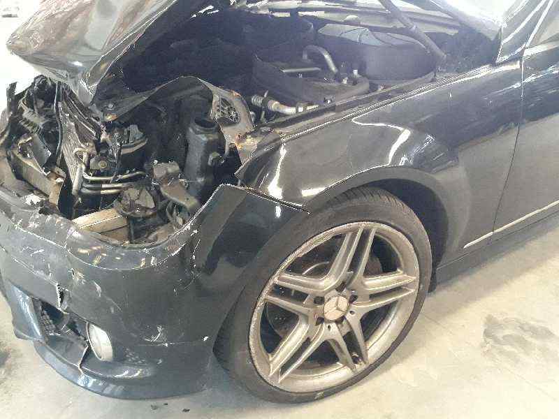 Front wiper motor MERCEDES-BENZ C-CLASS (W204) C 320 CDI (204.022) | B ...