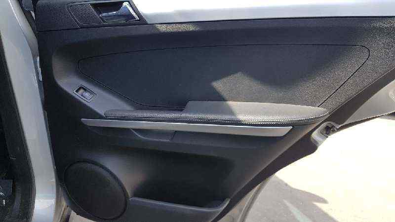 Tailgate handle MERCEDES-BENZ M-CLASS (W164) ML 350 CDI 4-matic (164. ...