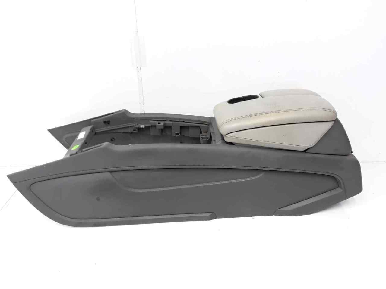 Armrest / Center console AUDI Q7 (4LB) 3.0 TDI quattro 7152703 | B-Parts