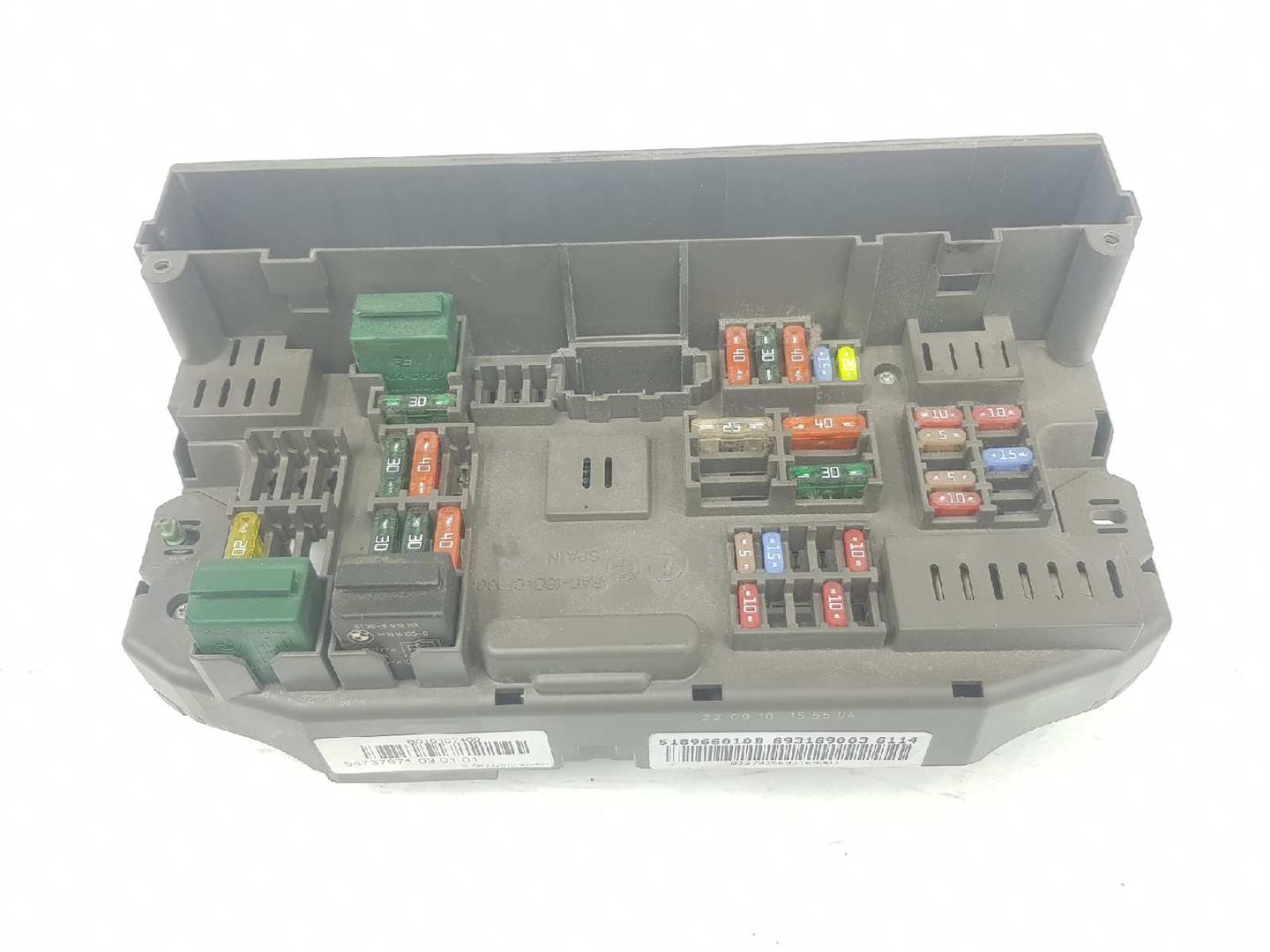 Caja reles / fusibles BMW X5 (E70) xDrive 30 d 7227413 | B-Parts