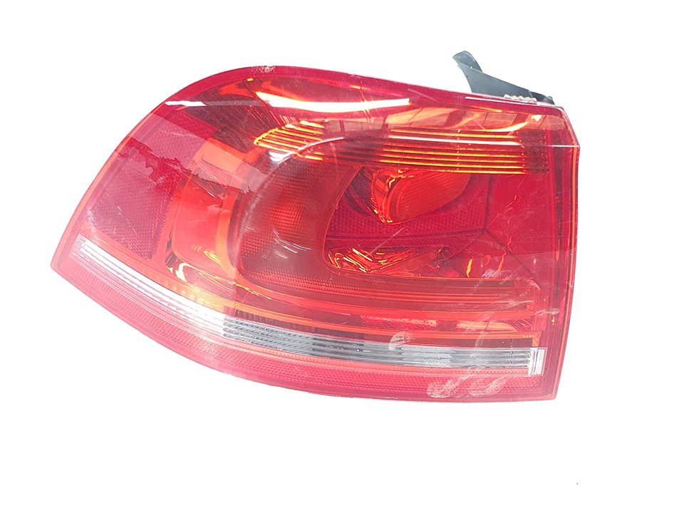 Left taillight VW TOUAREG (7P5, 7P6) 3.0 V6 TDI 8394012 | B-Parts