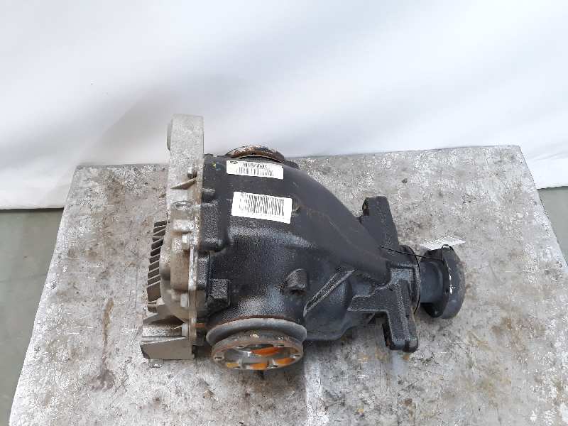 Rear differential BMW 5 (E60) 525 d 3380878 | B-Parts