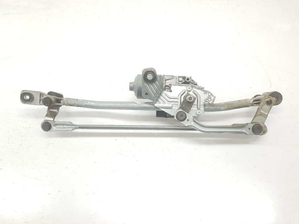 Front wiper motor AUDI A6 C7 (4G2, 4GC) 2.0 TDI 6924931 | B-Parts