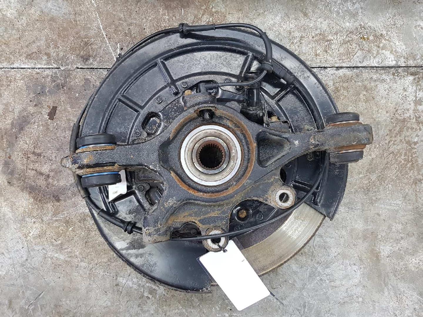 Right rear steering knuckle LAND ROVER DISCOVERY IV (L319) 3.0 TD 4x4 ...