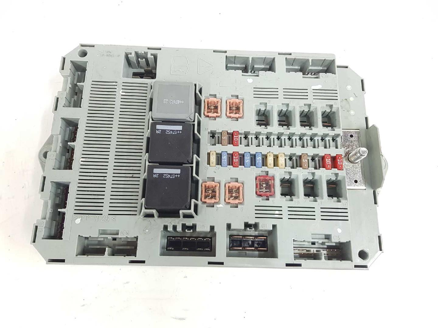 Fuse box JAGUAR XF I (X250) 2.7 D 6080969 | B-Parts