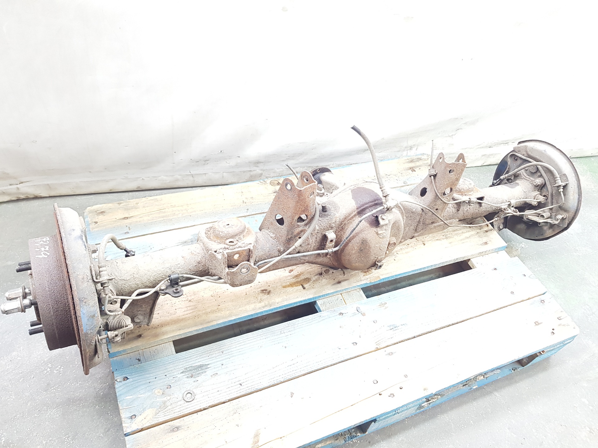 Rear axle TOYOTA LAND CRUISER 90 (_J9_) 3.0 TD (KZJ90_, KZJ95_, KZJ90R ...