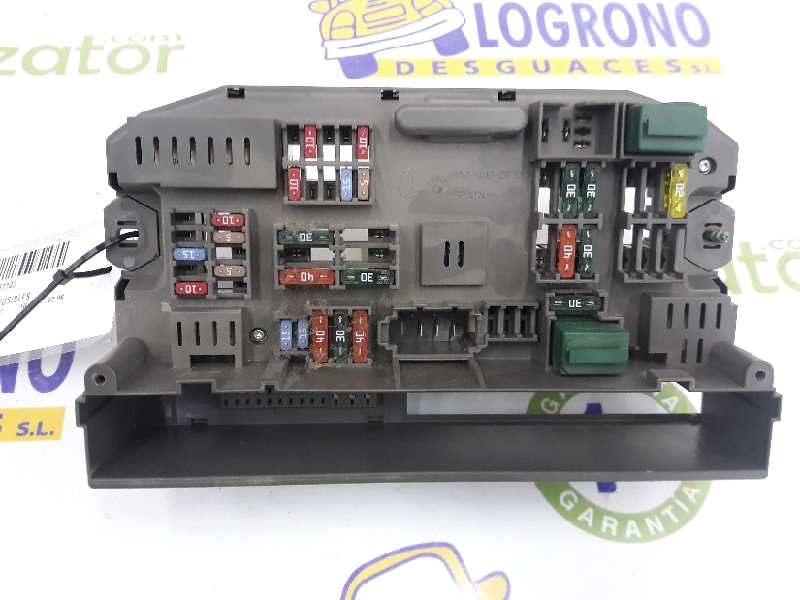 Boîte à Fusibles BMW X5 (E70) xDrive 30 d 1667023 | B-Parts