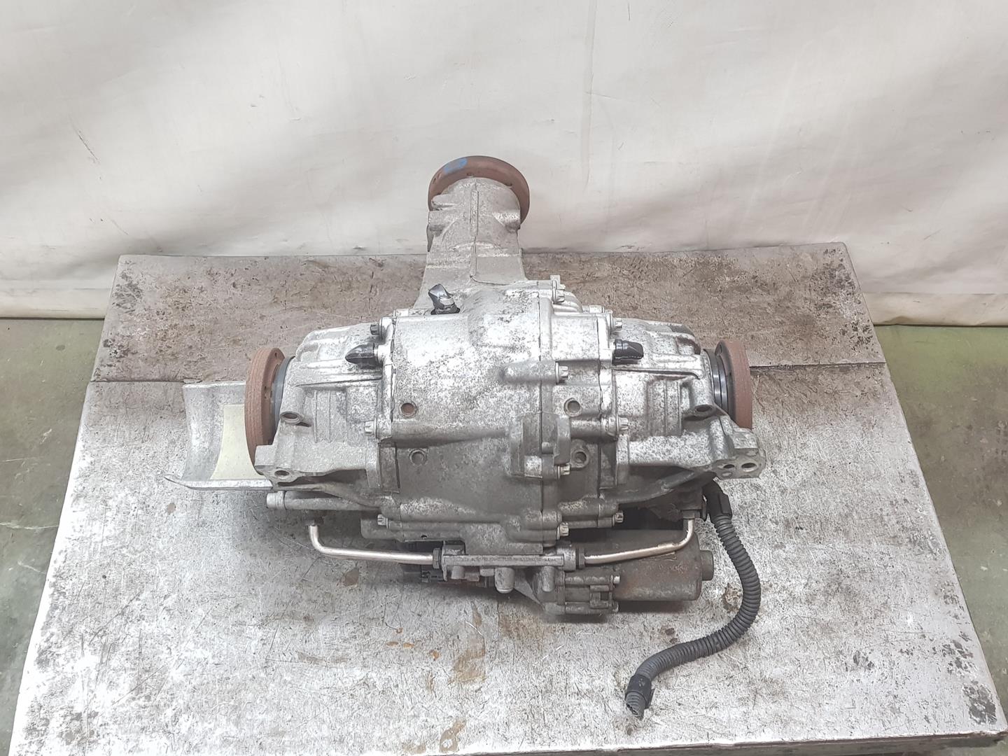 Rear differential AUDI A4 B8 Avant (8K5) RS4 quattro 13620698 | B-Parts